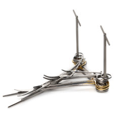 UPSTANDING ADJUSTABLE SURGICAL INSTRUMENT STRINGERS | Artisan Medical